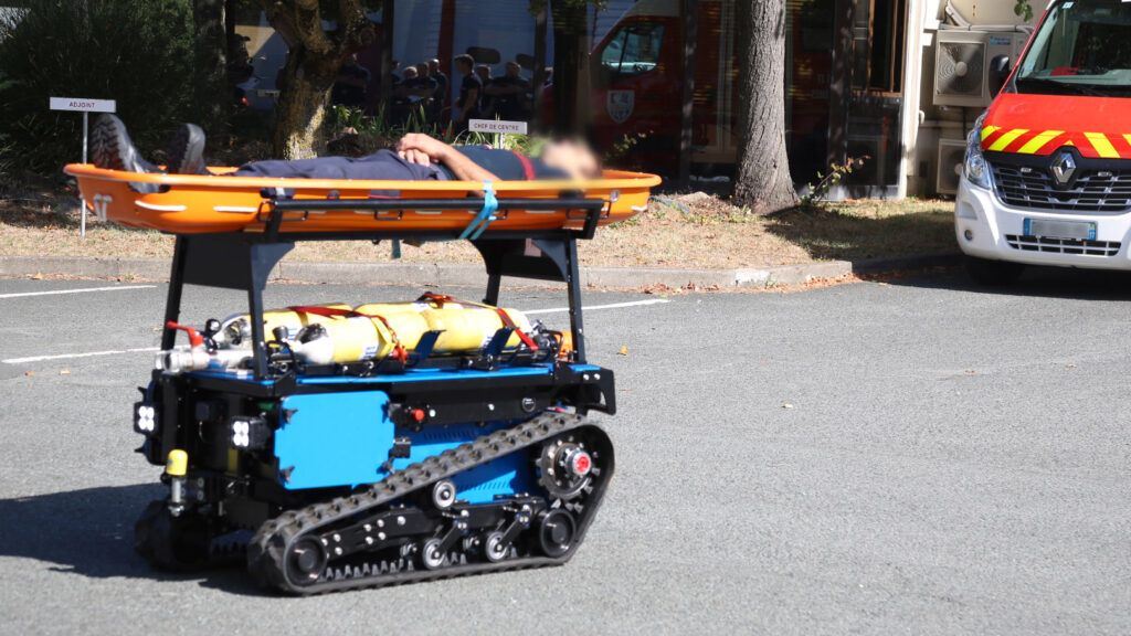 Robot pompier TEC800 - Angatec